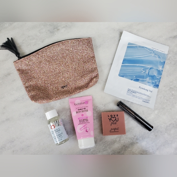 ipsy | Makeup | Ipsy Makeup Bag Bundle | Poshmark